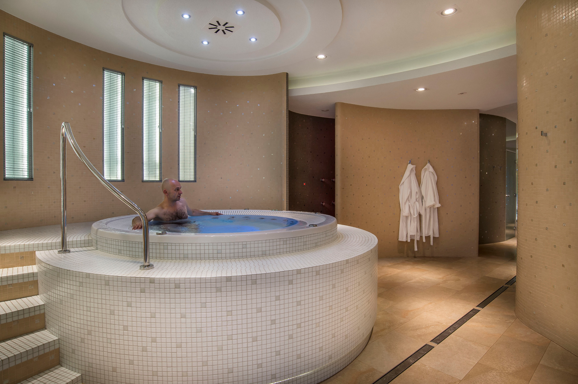 Marisol :: SPA REISEN BERLIN